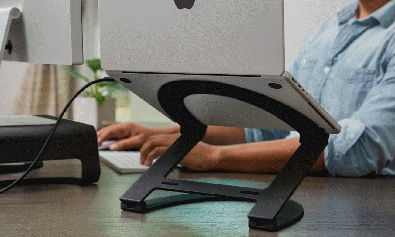 Twelve South Curve Flex aluminiowa podstawka do MacBooka czarny ... Twelve South Curve Flex aluminiowa podstawka do MacBooka czarny ...